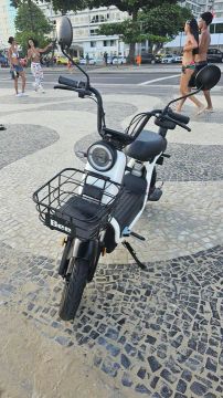 Motos BEE BEE no Brasil
