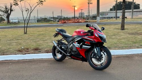 "moto suzuki srad 1000" no Brasil