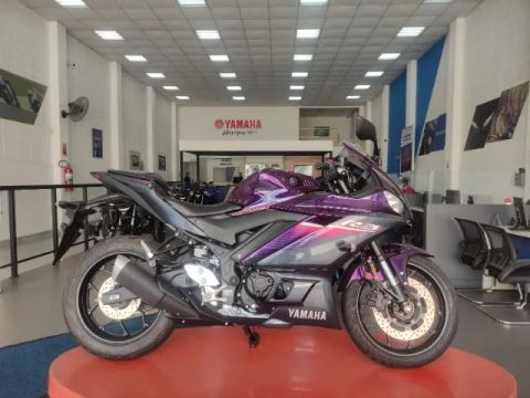 Motos YAMAHA YZF no Brasil