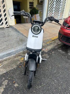 Motos BEE no Brasil