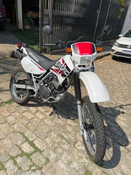 Motos HONDA XR 2000 no Brasil