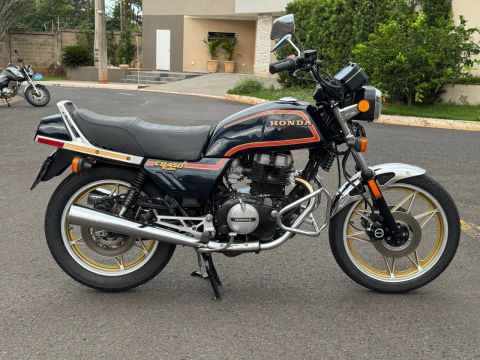 Motos HONDA CB no Brasil