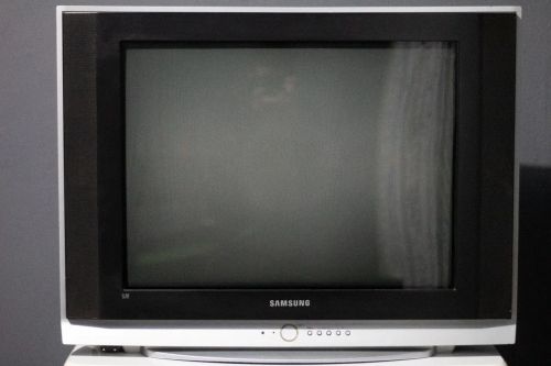 "monitor tubo crt" no Brasil