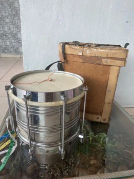 "instrumento cuica" no Brasil