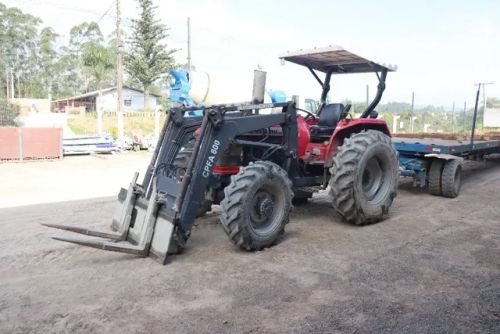 "trator com concha" - Tratores e máquinas agrícolas no Brasil