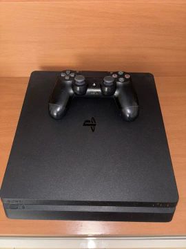 "console ps4 com 2 controles" - Consoles de Vídeo Game no Brasil