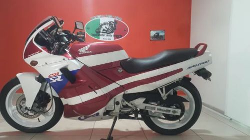 Motos HONDA CBR no Brasil