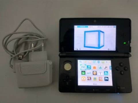 "nintendo 3ds desbloqueado" - Consoles de Vídeo Game no Brasil