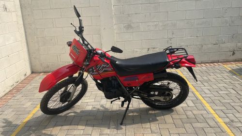 Motos HONDA XLR no Brasil