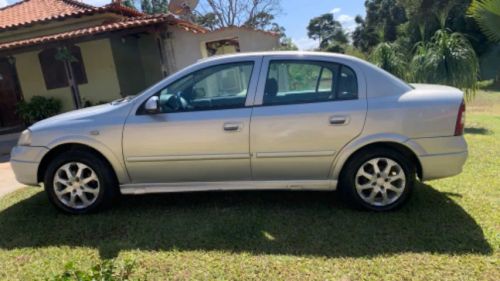 CHEVROLET ASTRA 2002 Usados e Novos