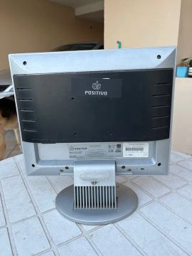 "monitor positivo 15 polegadas" - Monitores no Brasil