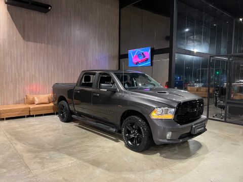 RAM CLASSIC Usados e Novos