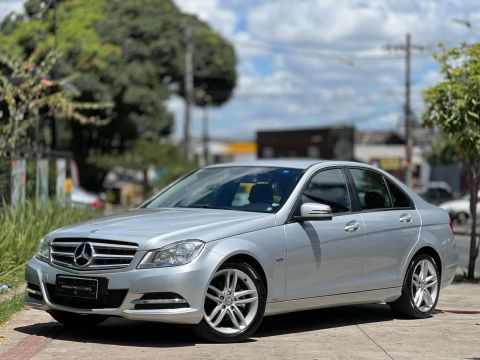 MERCEDES-BENZ C-180 2012 Usados e Novos