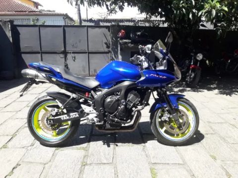 Motos YAMAHA FZ6 no Brasil
