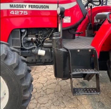 "trator massey ferguson 4275" - Tratores e máquinas agrícolas no Brasil