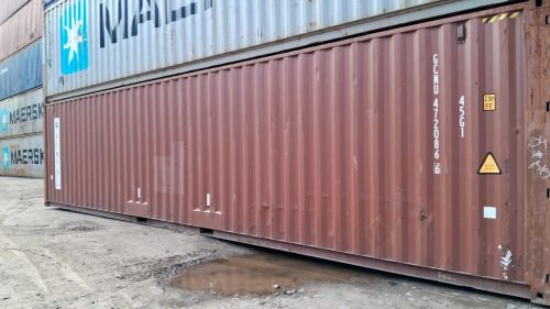 "container de 40 pes" no Brasil