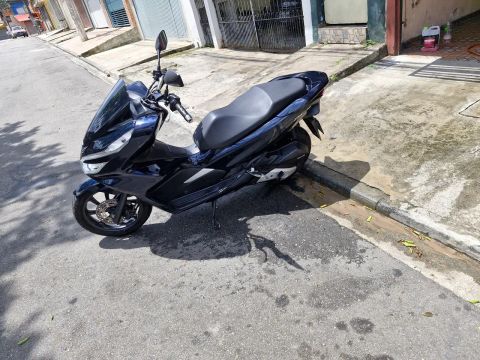 Motos HONDA PCX no Brasil