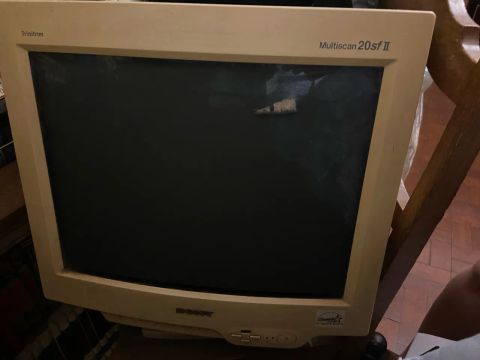 "monitor antigo" no Brasil