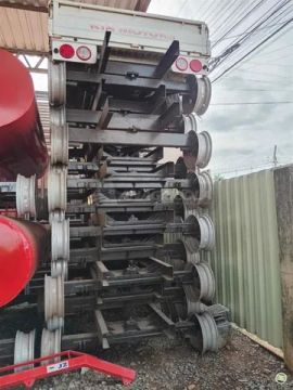 "chassi de trator" no Brasil