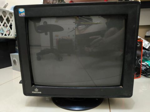 "monitor crt" no Brasil