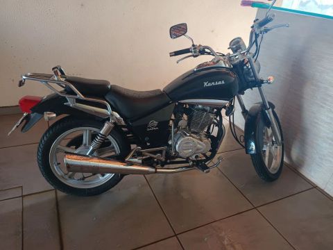 Motos DAFRA KANSAS no Brasil