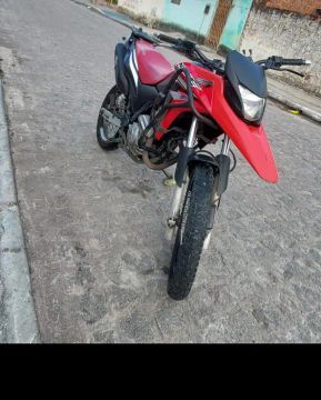 Motos HONDA XRE no Brasil