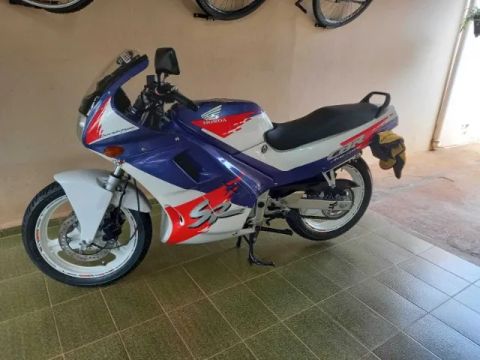 Motos HONDA CBR no Brasil