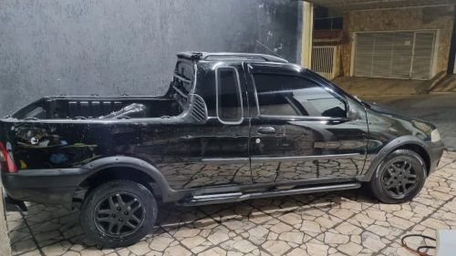 FIAT STRADA 2002 Usados e Novos