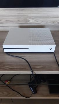 "consoles xbox one s" - Consoles de Vídeo Game no Brasil