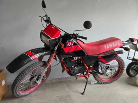 Motos YAMAHA DT no Brasil