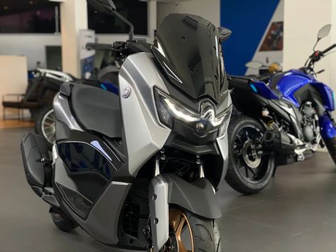 Motos YAMAHA NMAX 2025 no Brasil