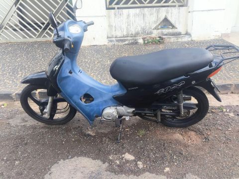 Motos HONDA BIZ 2005 no Brasil