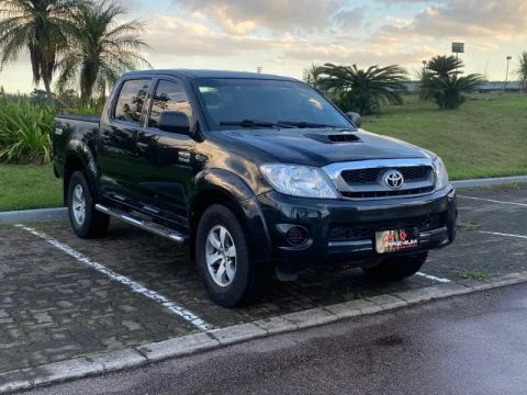 TOYOTA HILUX 2010 Usados e Novos