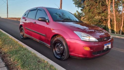 FORD FOCUS 2001 Usados e Novos