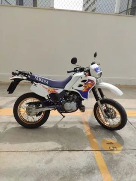 Motos YAMAHA DT no Brasil