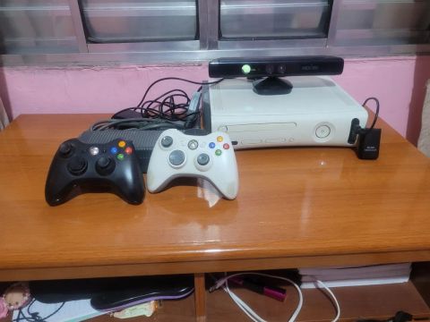 "xbox 360 com kinect" - Consoles de Vídeo Game no Brasil