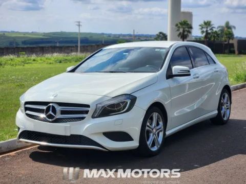 MERCEDES-BENZ A-200 2015 Usados e Novos