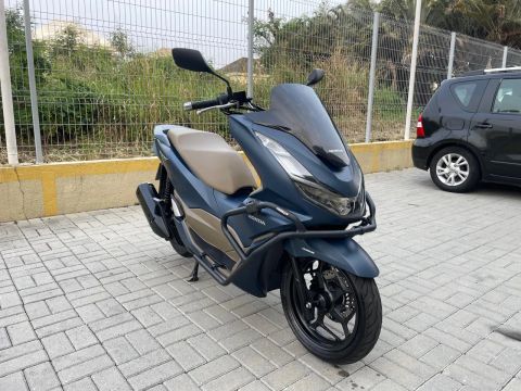 Motos HONDA PCX 2024 no Brasil