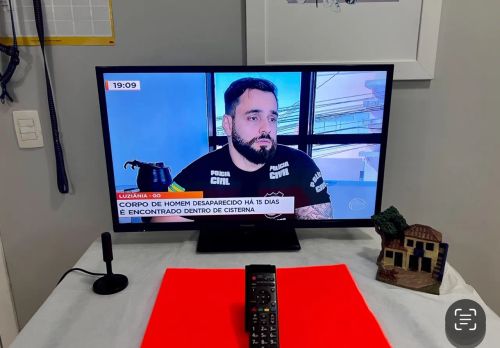 "monitor 32 polegadas" - TVs no Brasil