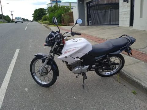 Motos YAMAHA YBR 2015 no Brasil