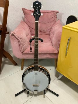 "instrumento musical banjo" - Instrumentos musicais no Brasil