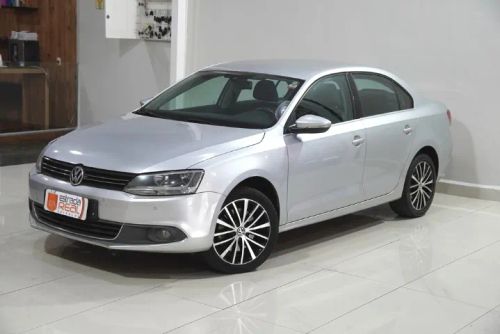 VOLKSWAGEN JETTA 2012 Usados e Novos