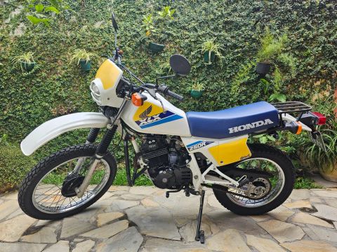 Motos HONDA XLX no Brasil