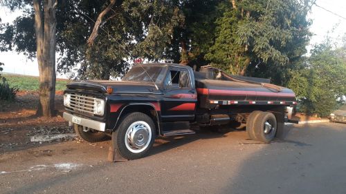 "ford f 600" no Brasil