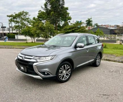 MITSUBISHI OUTLANDER 2018 Usados e Novos