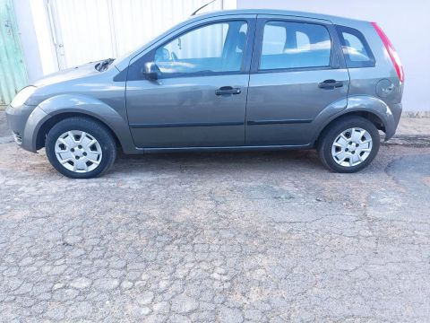 FORD FIESTA 2004 Usados e Novos
