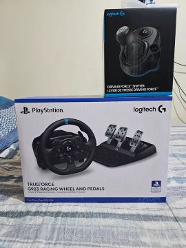 "volantes logitech" no Brasil