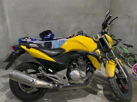 Motos AMAZONAS AME-250 no Brasil