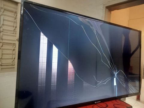 "compro tv quebrada" - TVs no Brasil