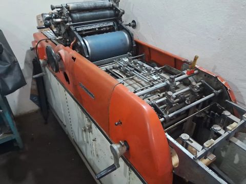 "maquinas graficas offset" no Brasil